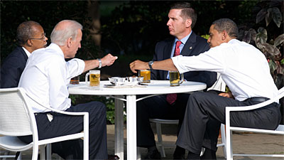 News Decay: A Timeline of Gates-Gate and the Beer Summit