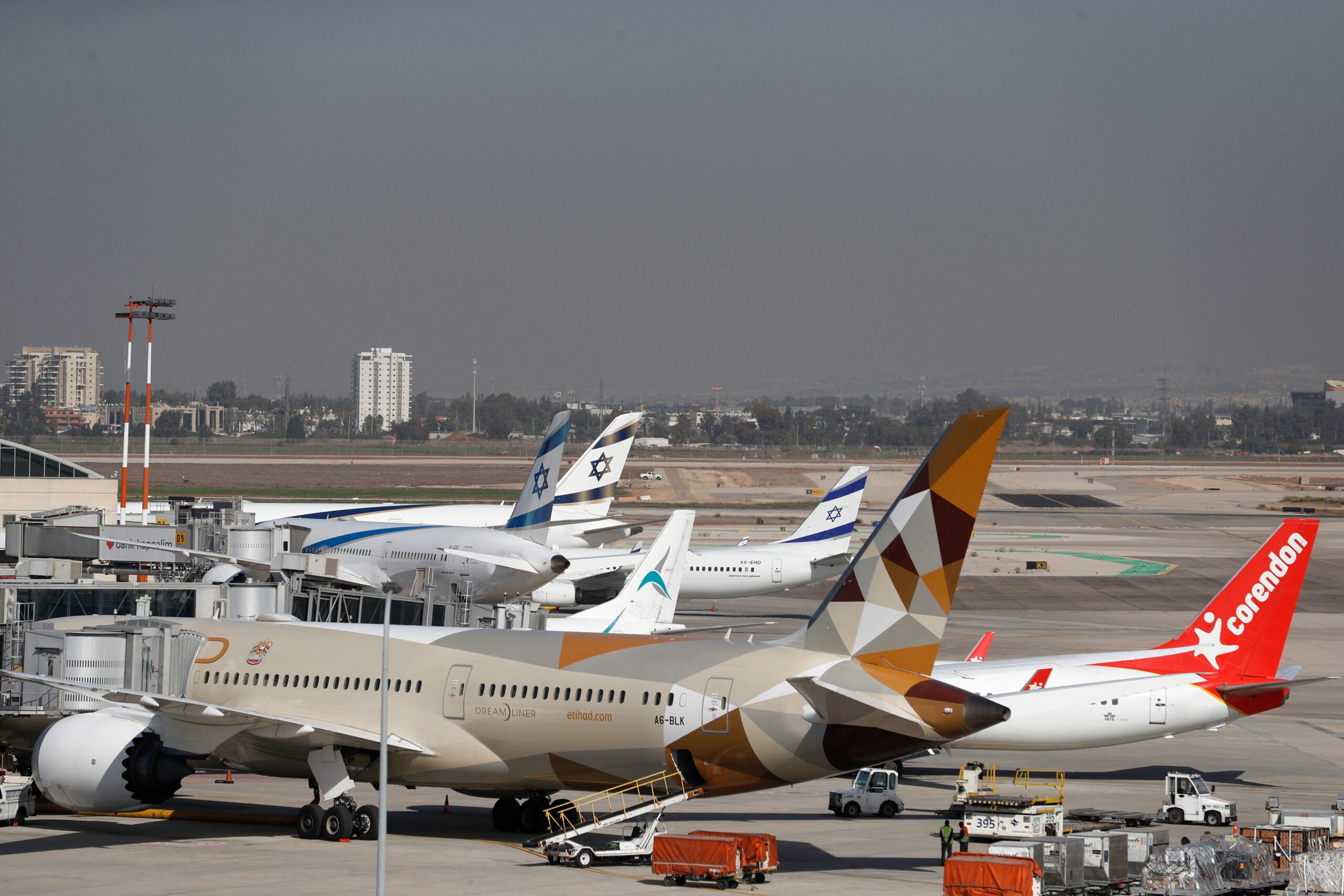 Tourists Pack Souvenir Bomb Causing Panic at Israeli Airport