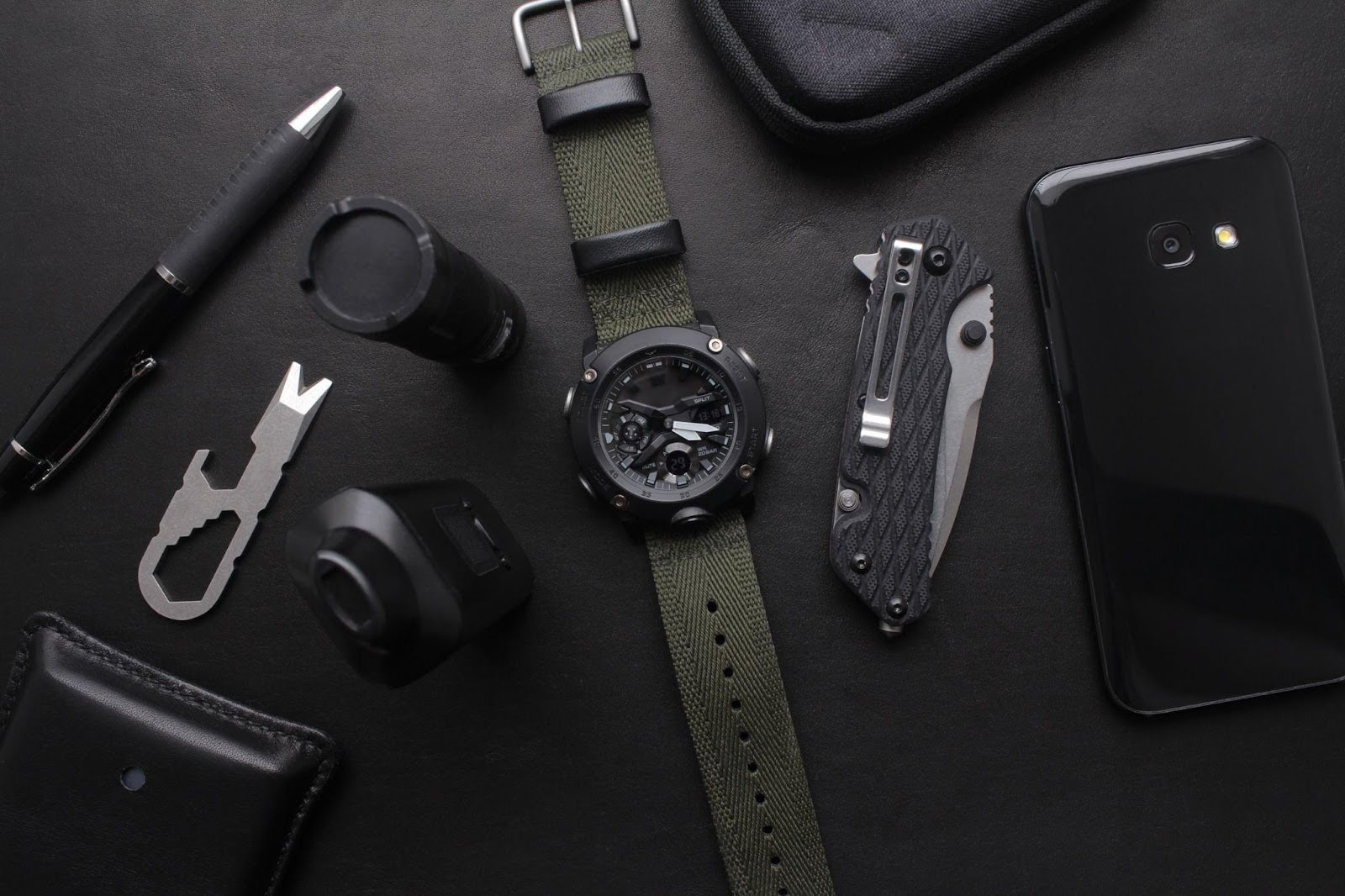 The Essential Urban EDC List For An Easier Life