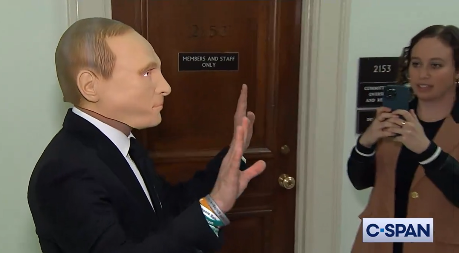 Moskowitz Wears Putin Mask to GOP's House Biden Hearing