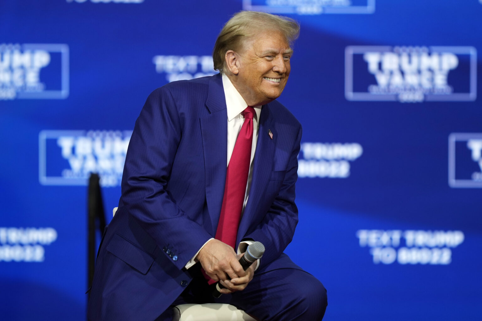 Trump Sells ‘Ultra MAGA Experience’ for Nearly $1 Million