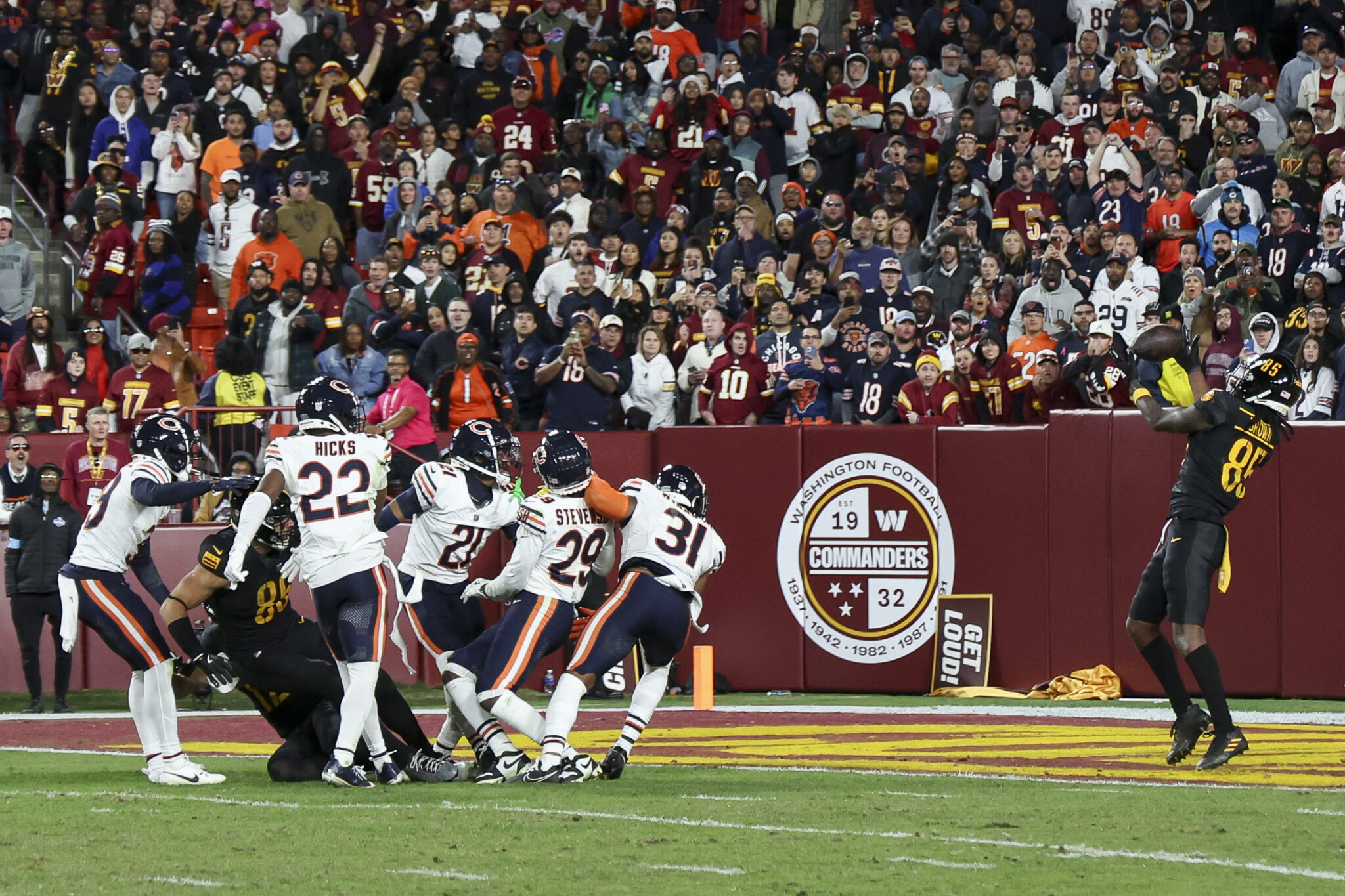 Fan Video Shows Bears CB Gloating Before Hail Mary TD
