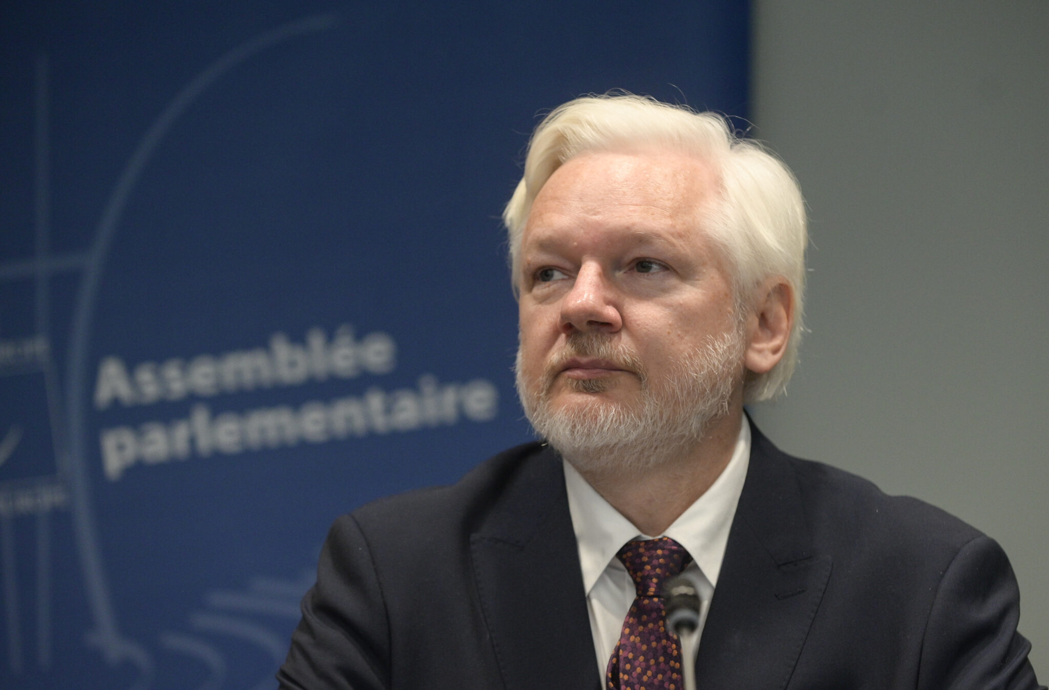 Thomas Massie and Jim McGovern Ask Biden To Pardon Julian Assange