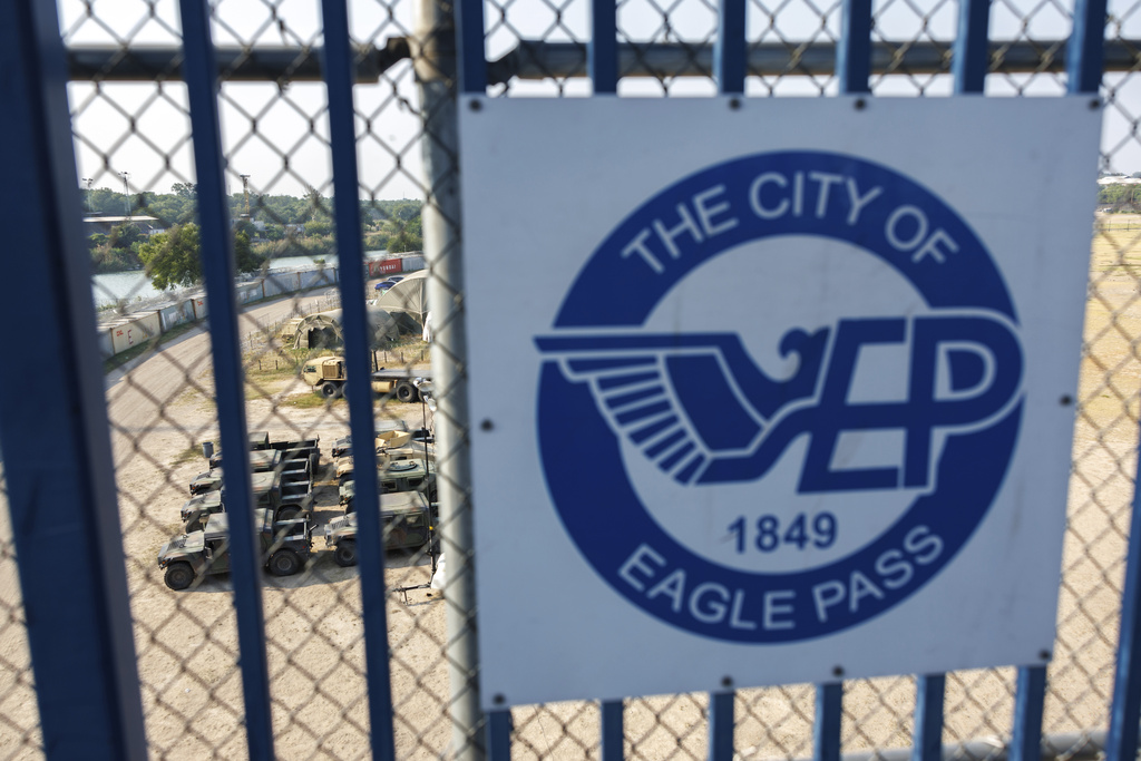 Border Agent Ordered Women to Show Breasts to Enter US..