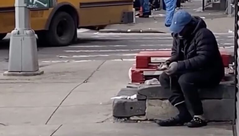 Man Goes Viral for Eating Raw Dead Rat on NYC Sidewalk