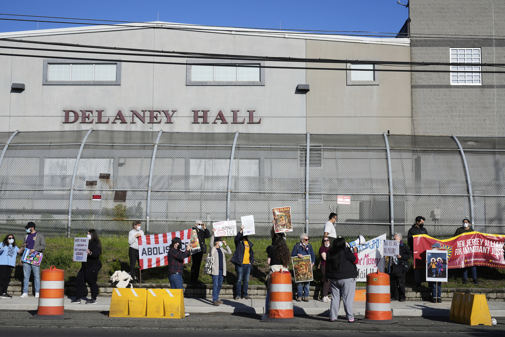 4 Escape Delaney Hall Detention Center After Food Revolt