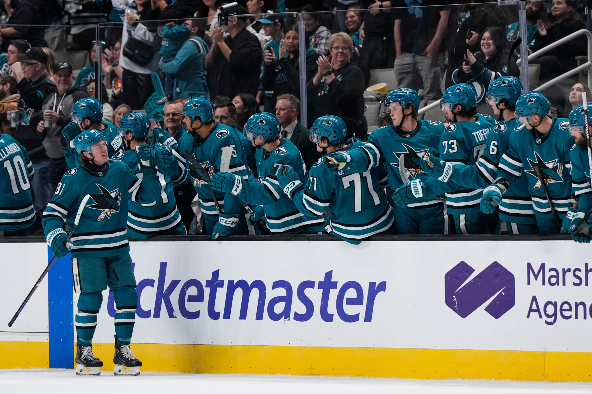 San Jose Sharks Apologize for Showing ICE Message at Game