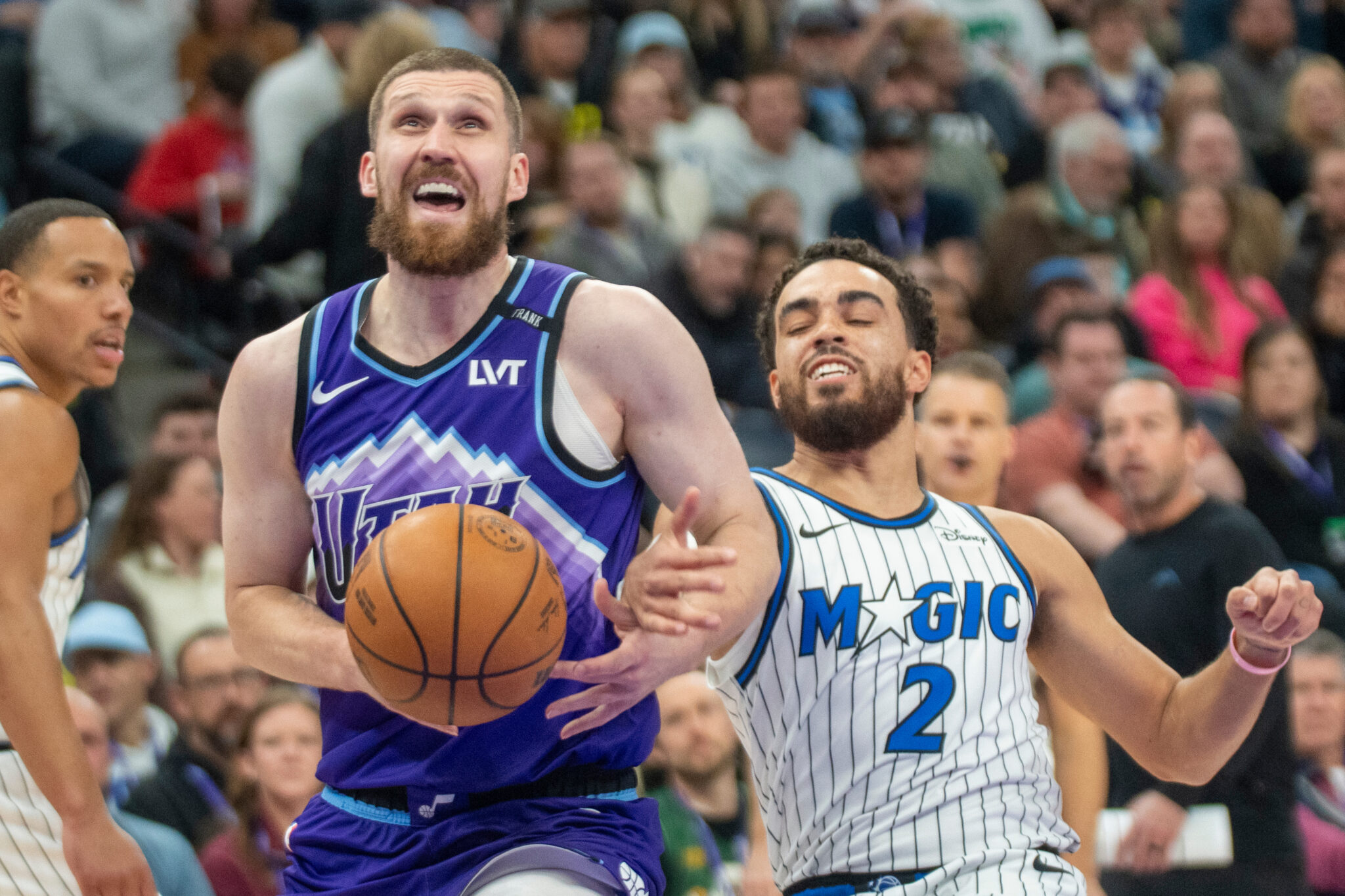Utah Rep Wants Gun Owners to Be Able to Carry at NBA Games
